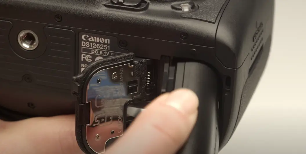 How Long Does a Canon Battery Last? Guide for Beginners - FotoProfy