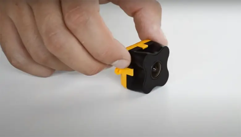 How Does a Depth Sensor Camera Work? - FotoProfy