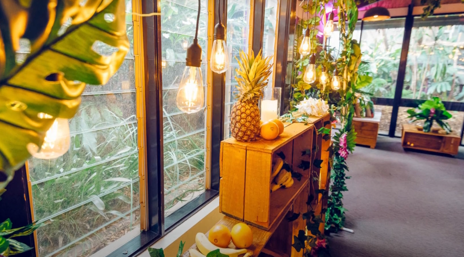 21st Birthday Photoshoot Ideas - FotoProfy