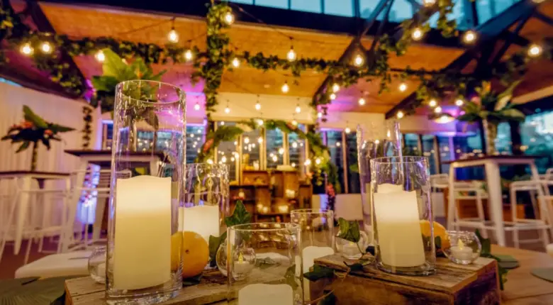 21st Birthday Photoshoot Ideas - FotoProfy