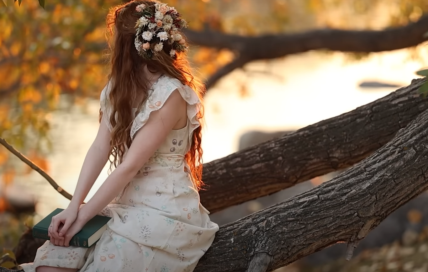 Fall Photoshoot Ideas for Models - FotoProfy