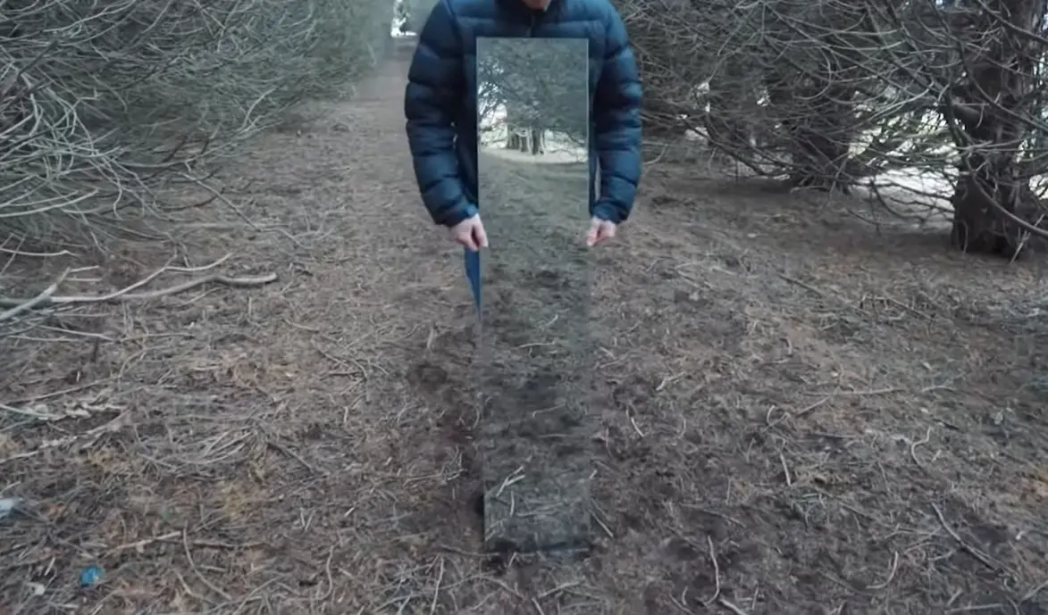 Mirror Photoshoot Ideas - FotoProfy