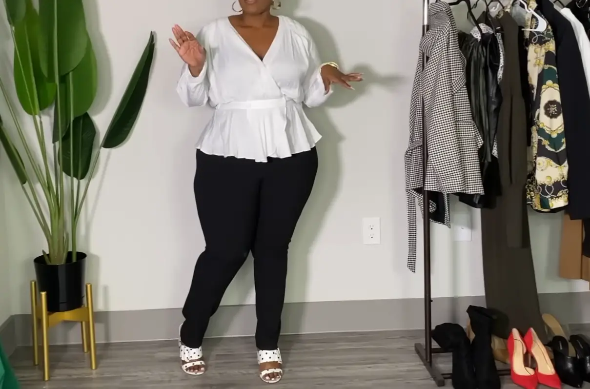 Plus Size Photoshoot Ideas - FotoProfy