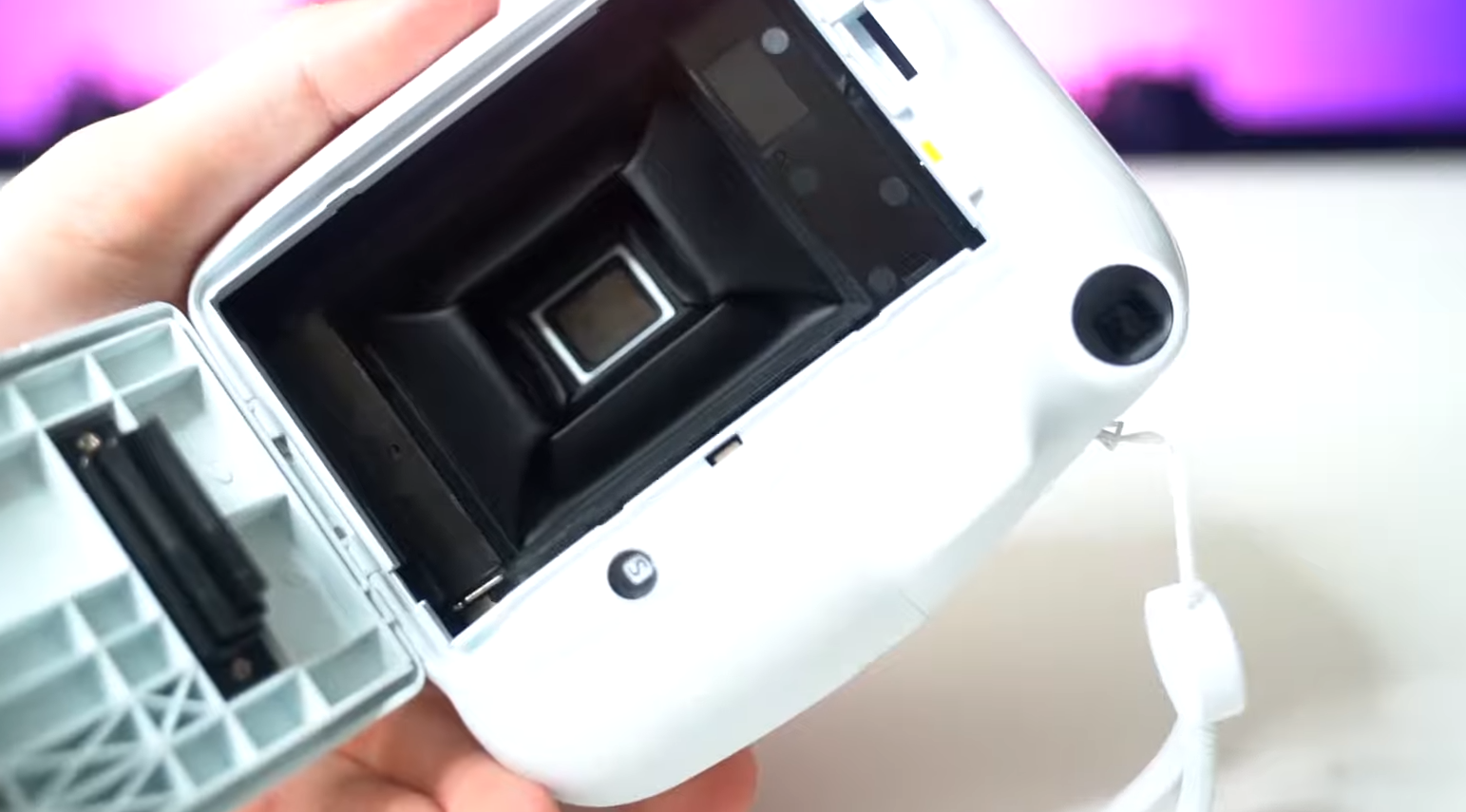 Fujifilm Instax Mini 11 Review - FotoProfy