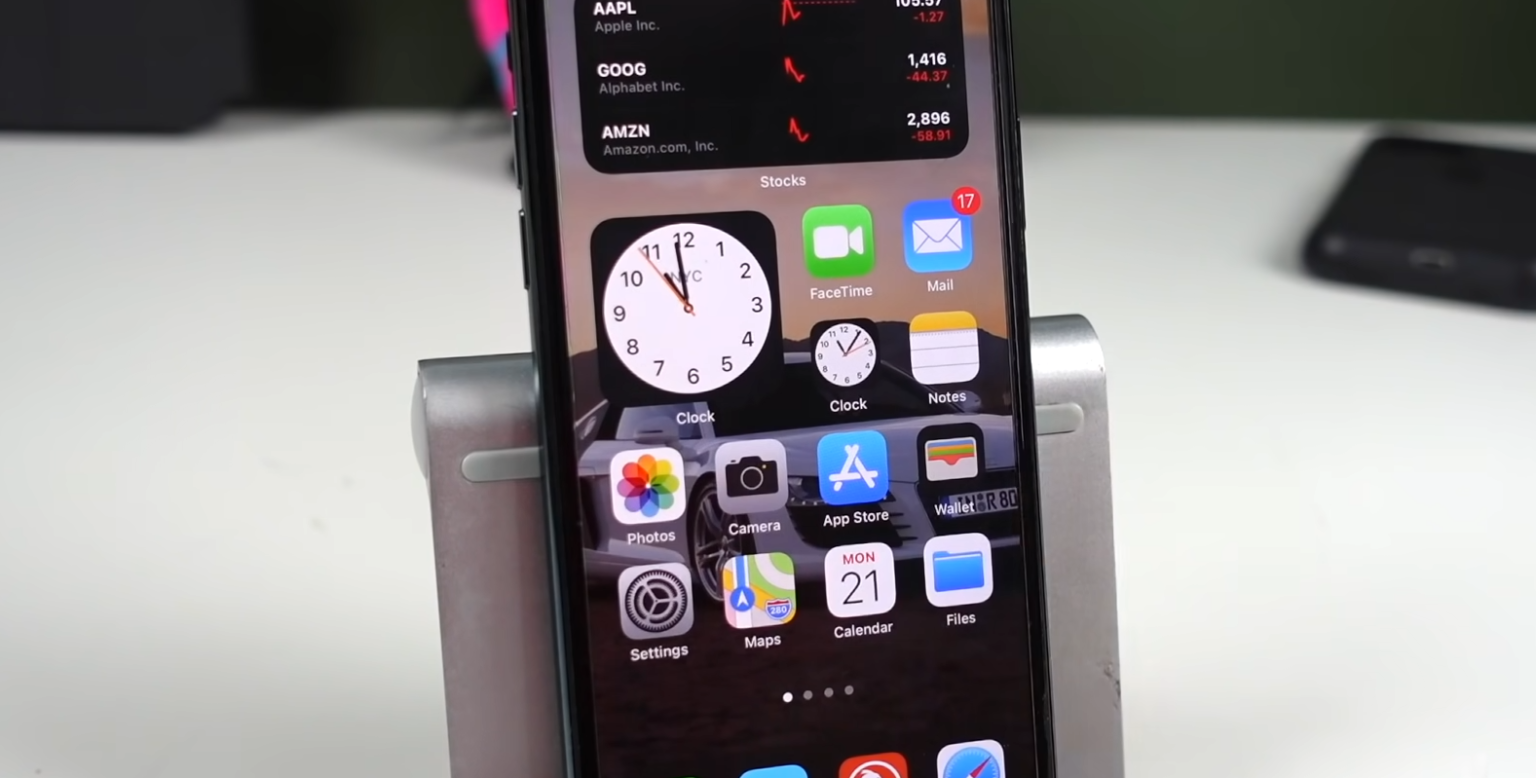 How to Stop Camera From Flipping? - FotoProfy