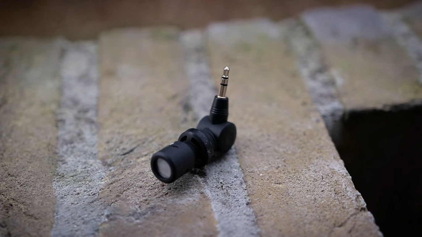 Does Canon G7X Mark II Have An External Mic Input? - FotoProfy