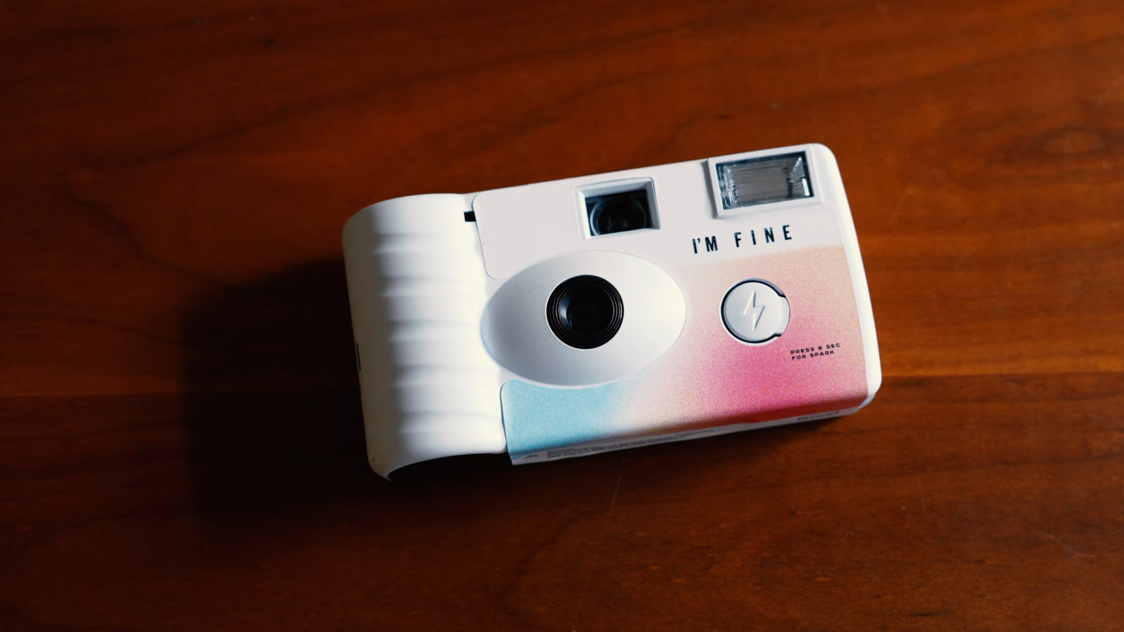 How Many Pictures Does a Disposable Camera Take? - FotoProfy