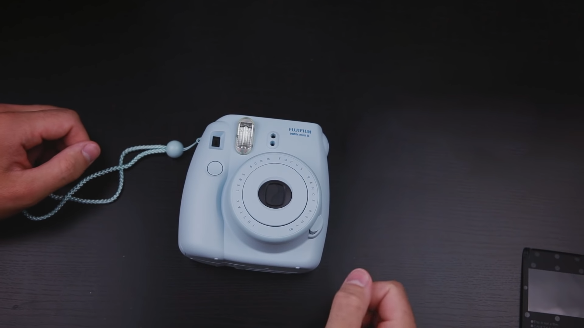 How to Use an Instax Mini 8? - FotoProfy