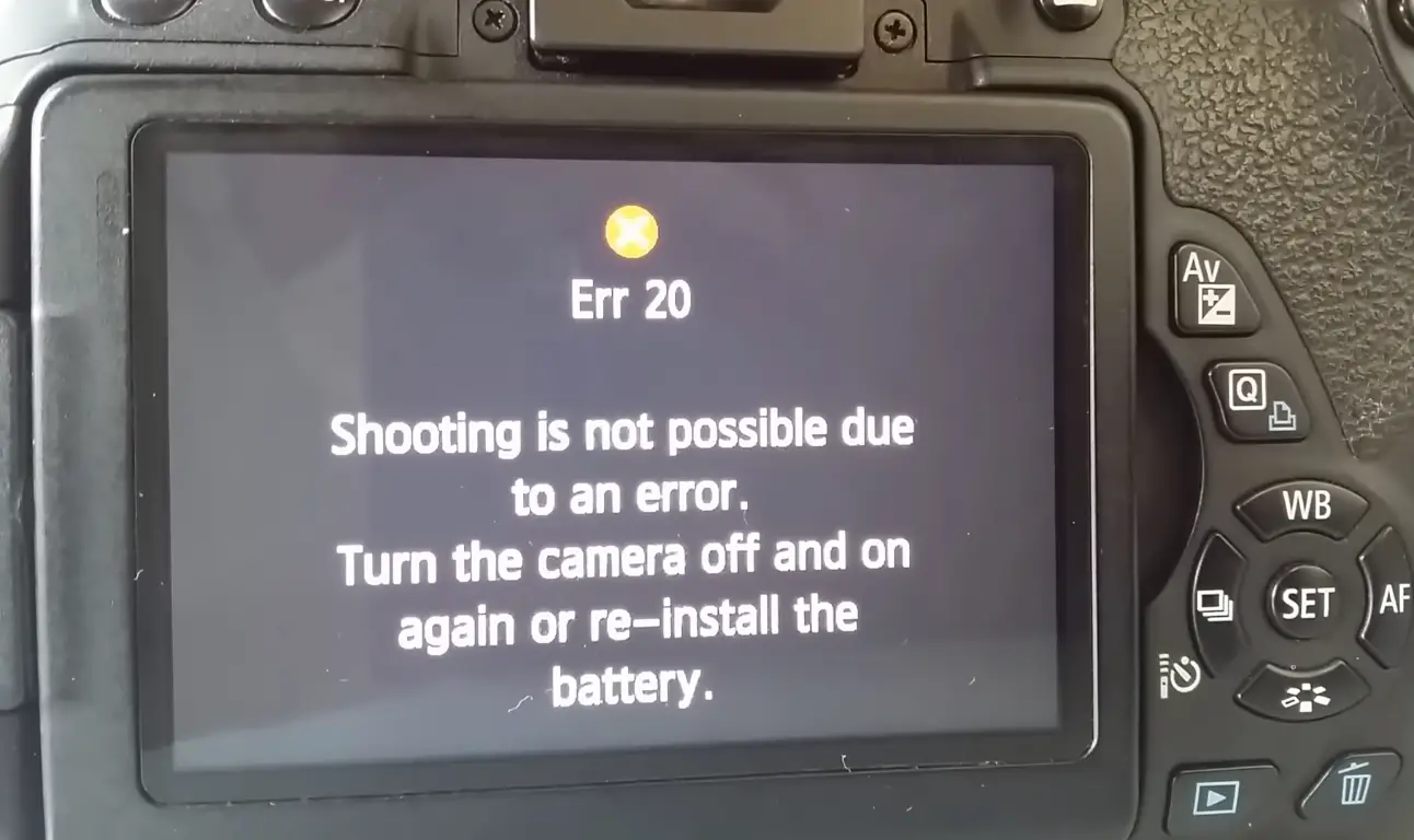 Why Is My Canon EOS Camera ‘Busy’? - FotoProfy