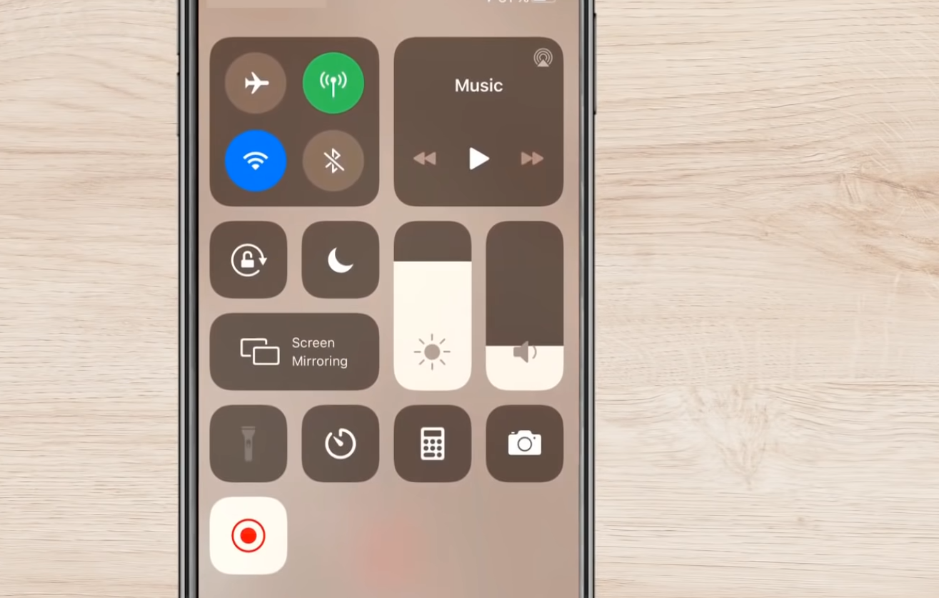 iPhone Camera Gestures: Everything You Should Know - FotoProfy